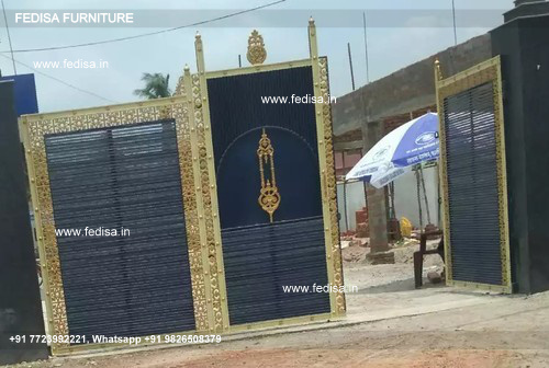 Boundary Wall Design With Grill Teak Wood Gate Design Estate Entrance ...