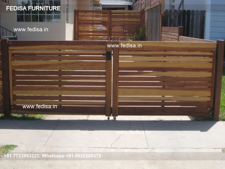 Iron Gate Designs For Indian Homes Modern House With Gate Single Palle ...