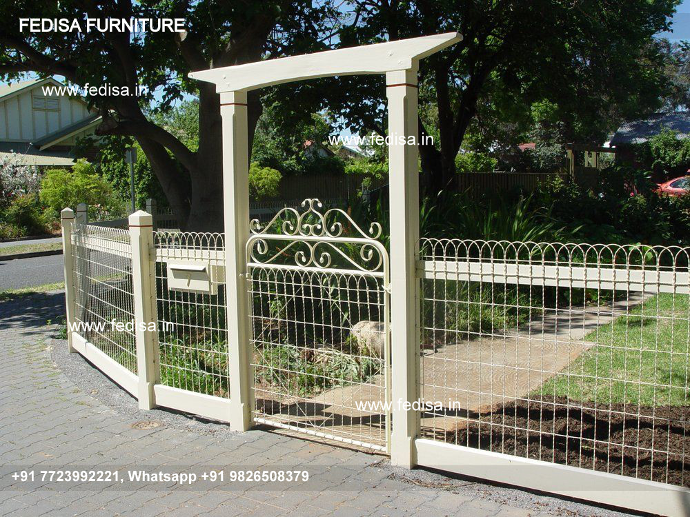 Main Gate Design 2020 Steel Steel Square Pipe Gate Design Pardehal ...