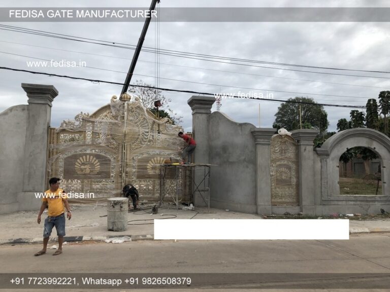 Steel Ke Gate Metal Grill Gate Ss Collapsible Gate Gate Boundary Wall ...