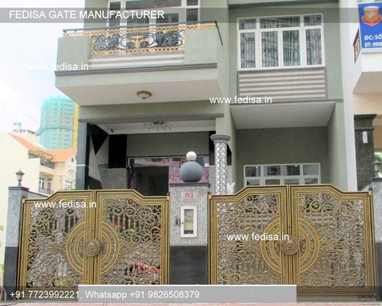 Iron Gate Design For House Big Gate With Small Gate Box Pipe Gate ...