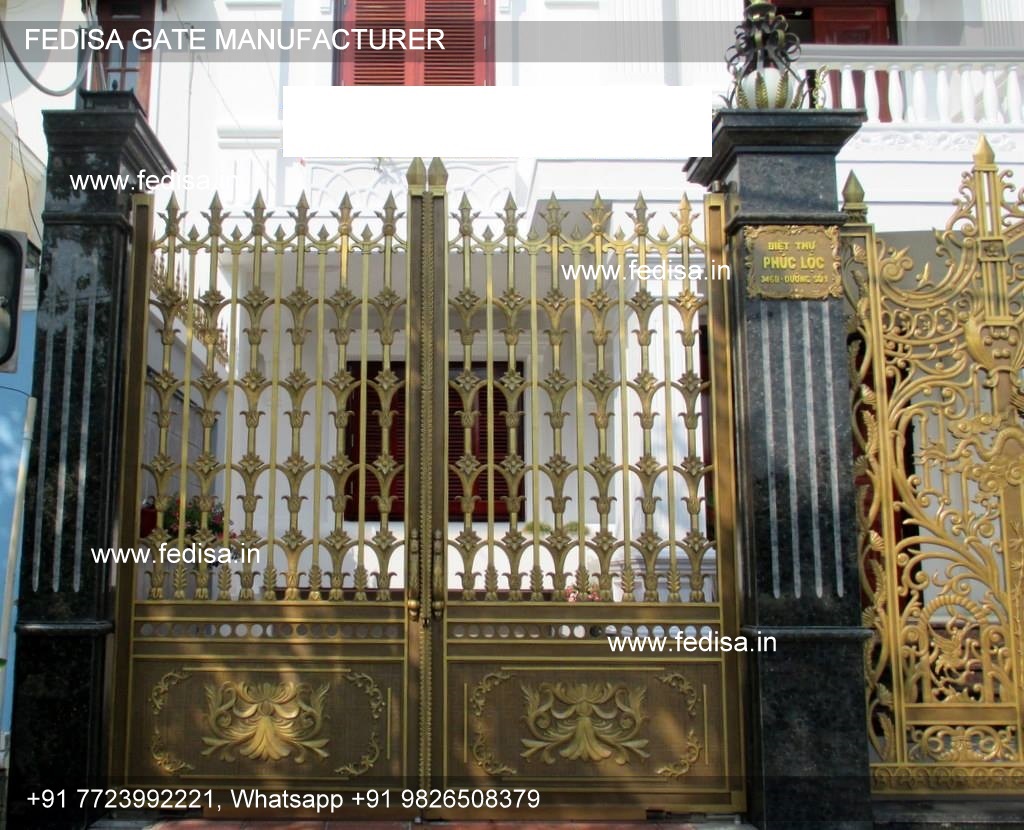 Simple Gate Design Lohe Ke Gate Design Wale Front Slide Gate Design ...