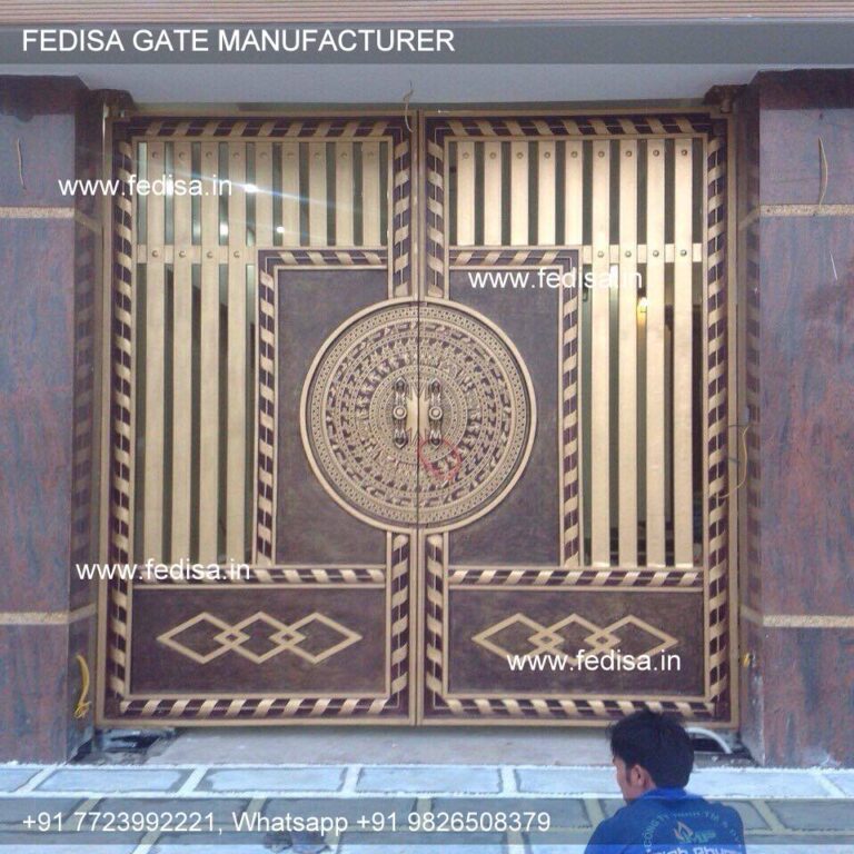 Compound Gate Gate Boundary Wall Design Louver Gate Design Main Gate ...