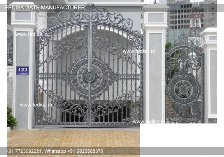 Boundary Wall Design With Gate Kothi Main Gate Design Main Gate Design ...