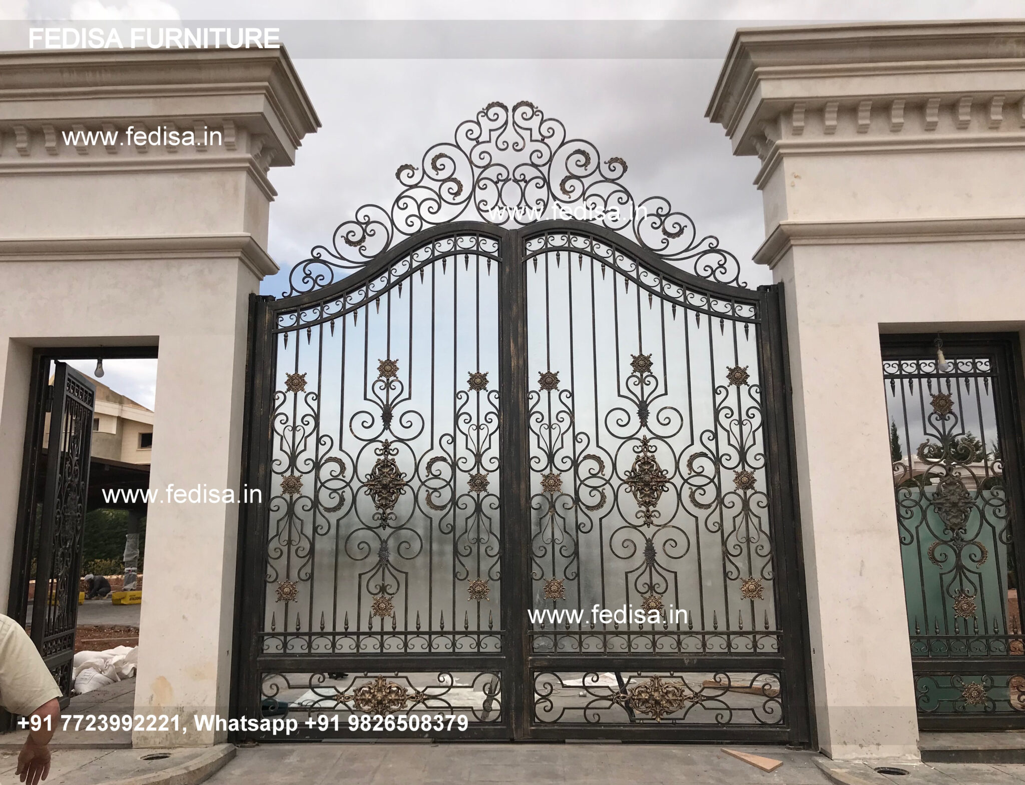Boundary Wall Design With Gate Modern House Main Gate Design Lohe Ka ...