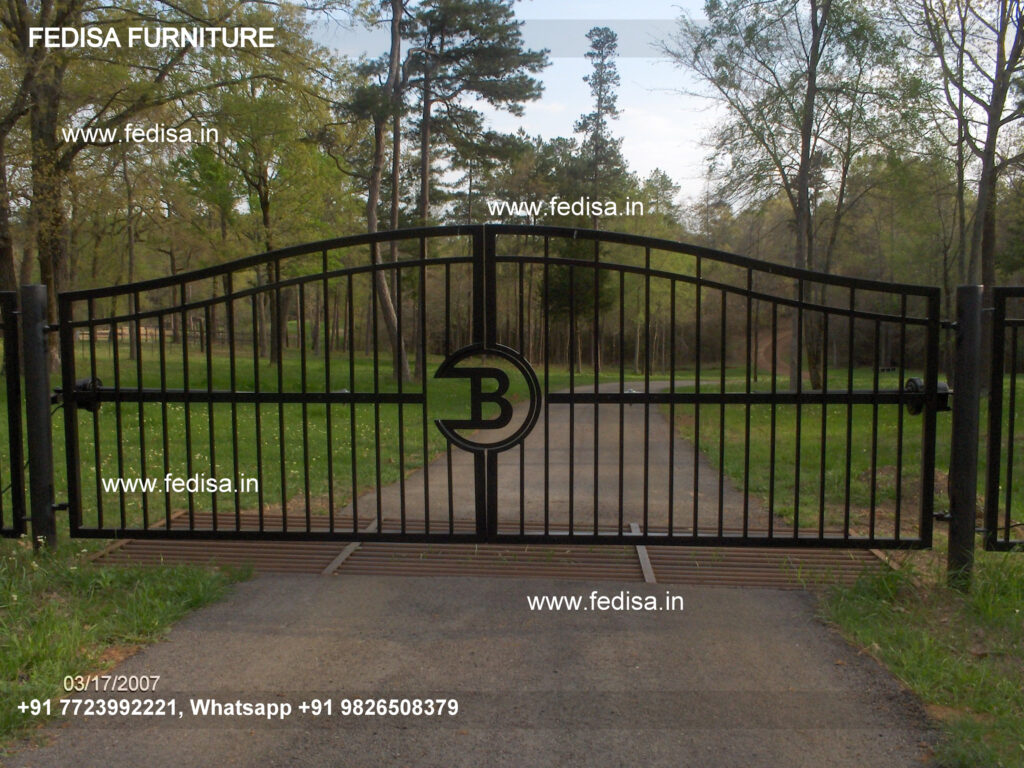 Lohe Ka Gate Steel Square Pipe Gate Design Ss Sliding Gate Steel Ka ...